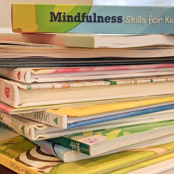 How to Be Mindful Today so You Can Find Peace | Mama Has Her Mindful